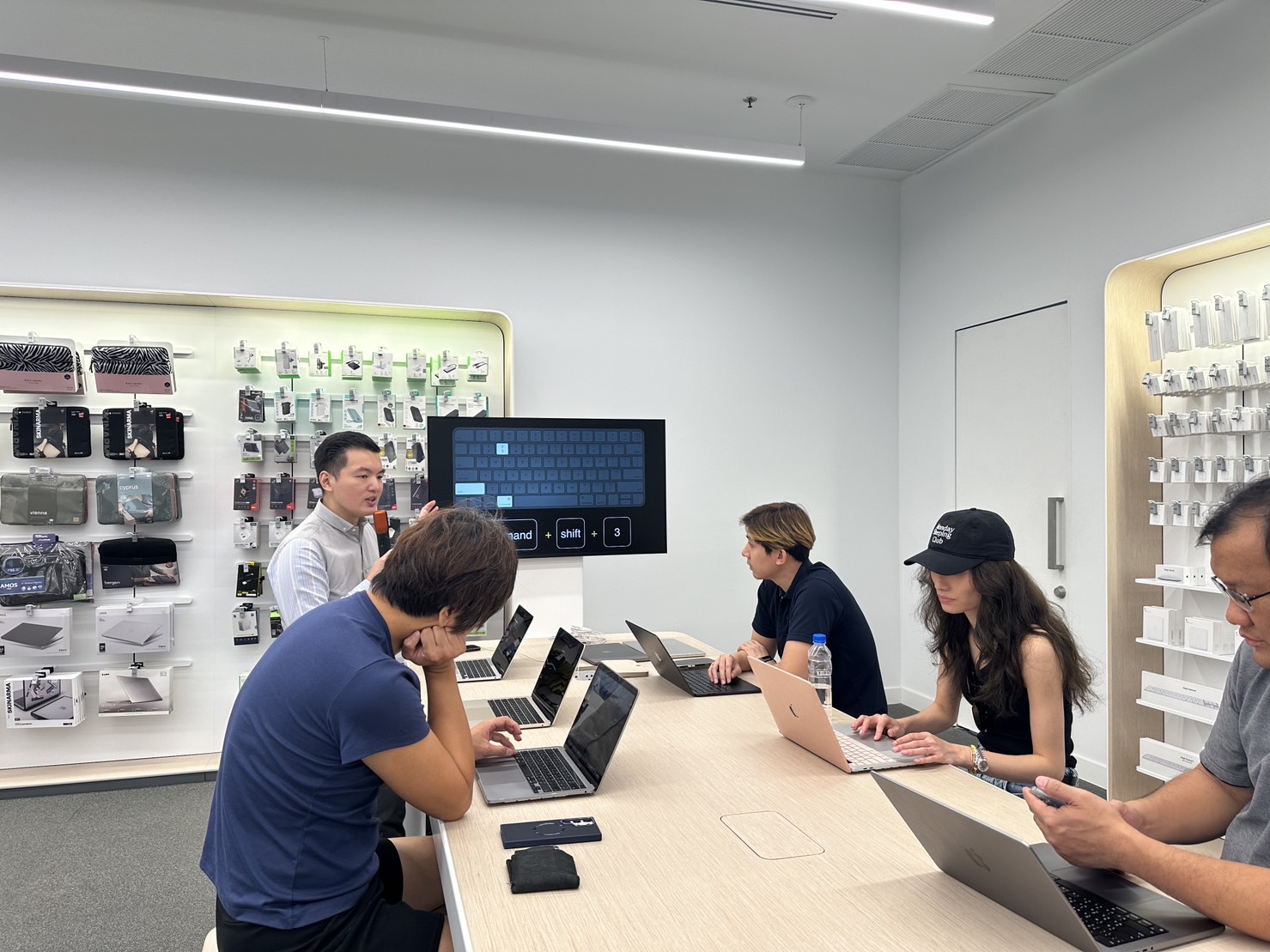 Mac at Work - Studio7